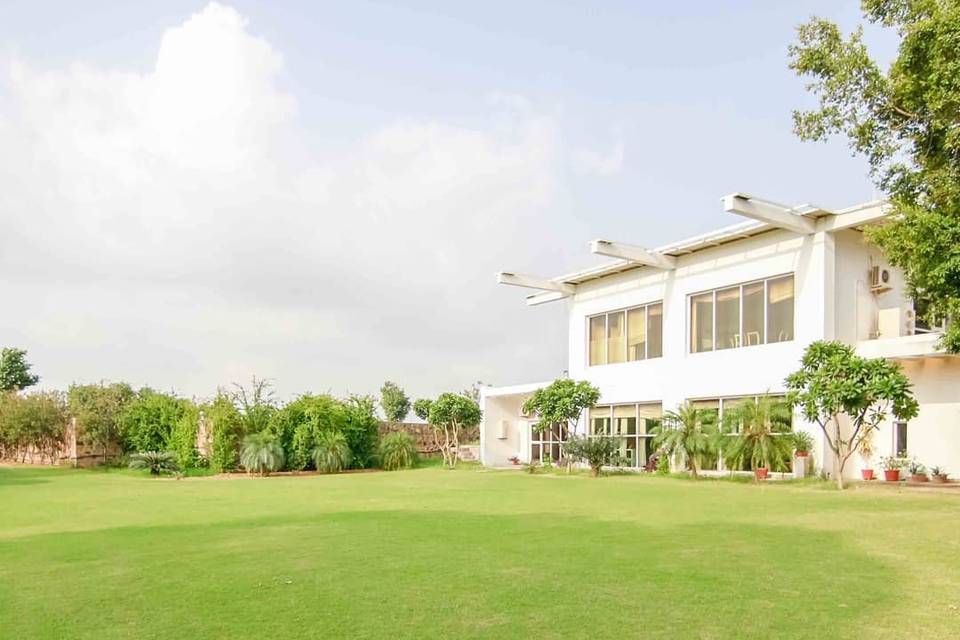 15+ Farmhouse for Marriage in Gurgaon - Eva Farms Gurgaon